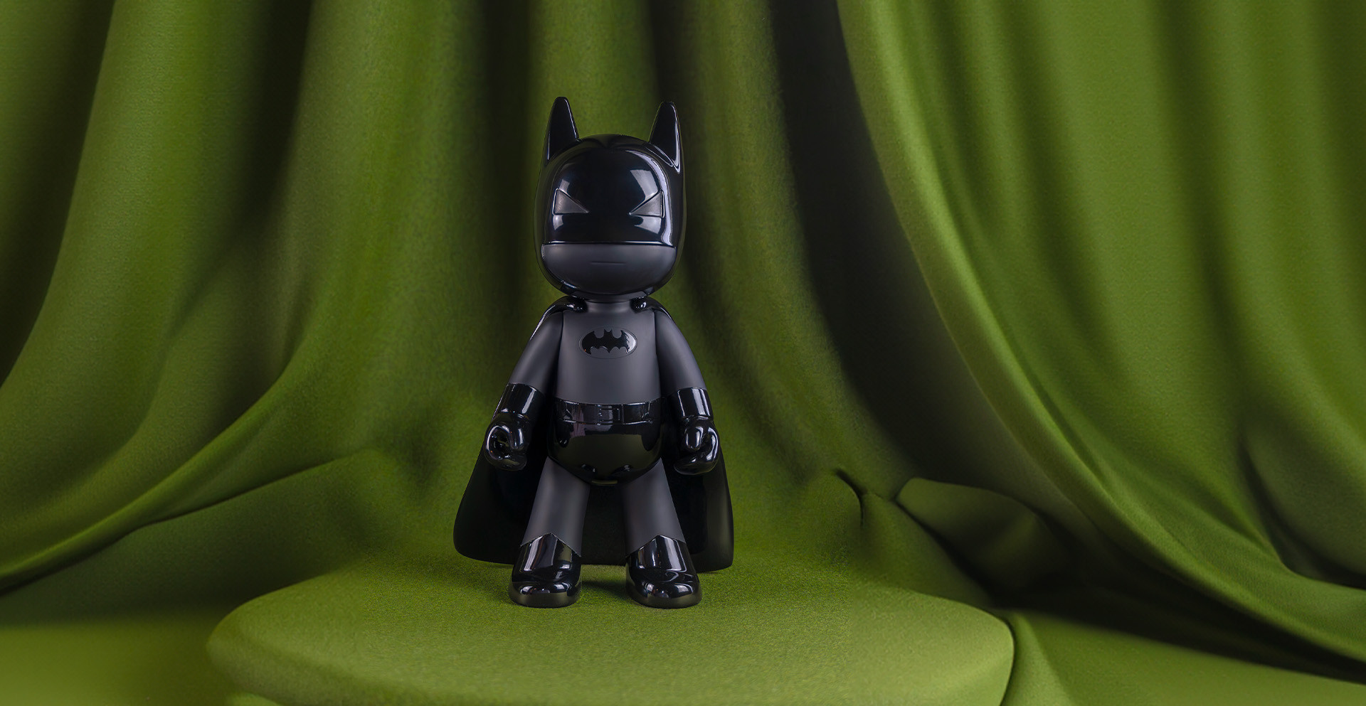 Batman Medium Figurine Super Pop Warner Bros 70 cm