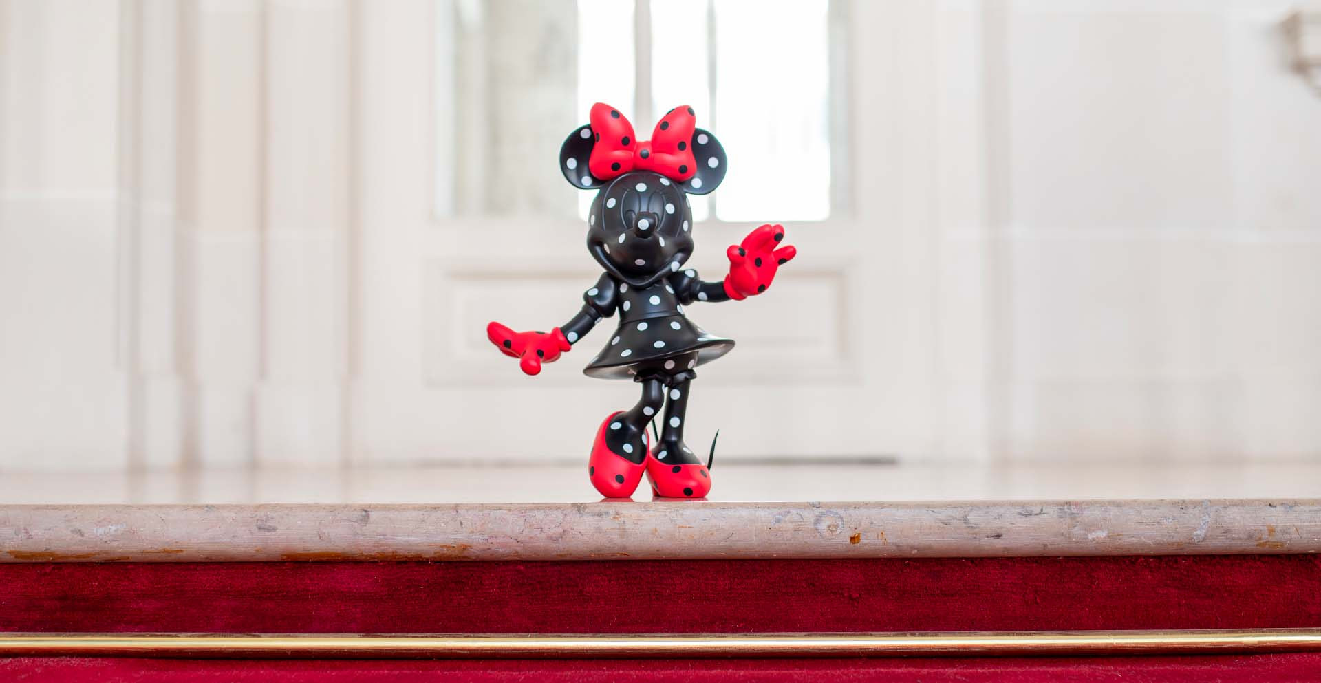 Minnie Welcome Disney Figurine 31 cm Madame Chantal Thomass